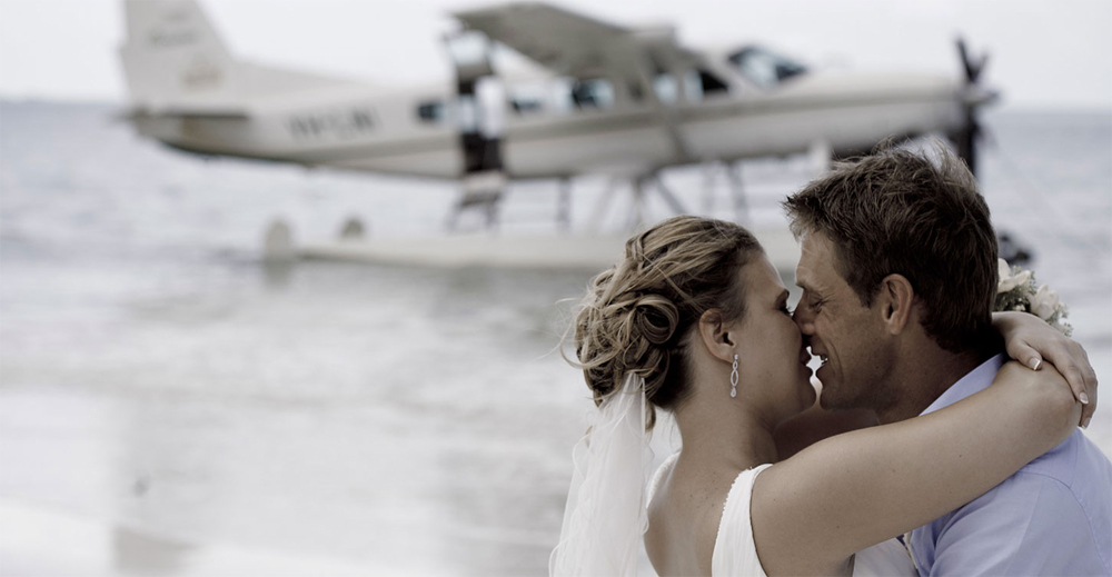 Seaplane charter flight for wedding proposal in Halong Bay
